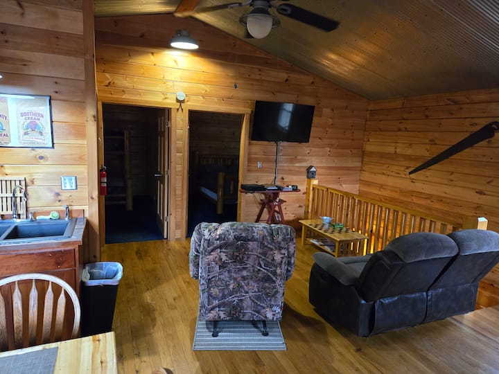 Holler Cabin 4 Bedroom Hocking Hills - Tar Hollow - Tar Hollow State Park, Laurelville