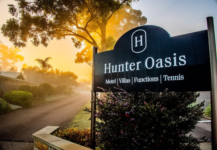 4 Bedroom Guest House @ Hunter Oasis - Hinton