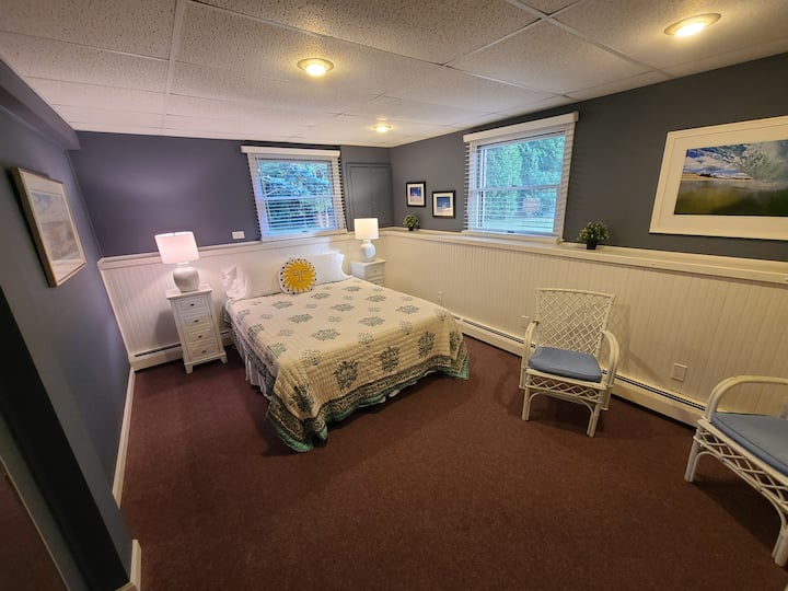 Minutes From Beach With Parking Pass Included! - Westerly, RI