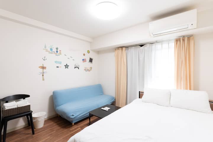 9906/near Shinsaibashi/shopping/osaka/japan/302 - Osaka