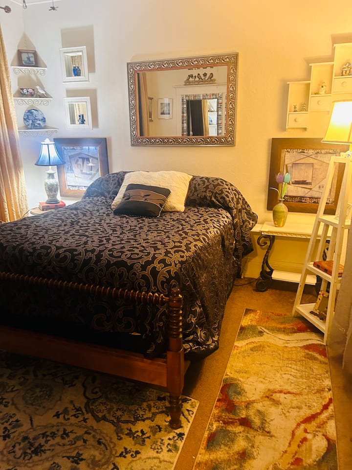 1 Bd Rm Q Lrg Liv Ba & Kit Pets - Stockton, CA