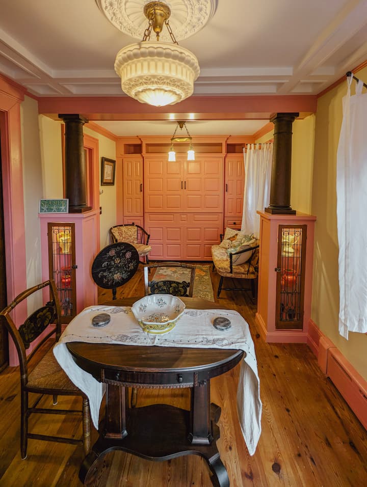 The Cottage At Whorf House - Provincetown, MA