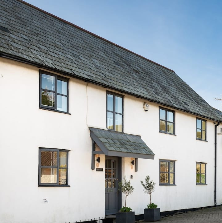 Beautiful Barn Conversion 3 Min From Saunton Beach - Devon