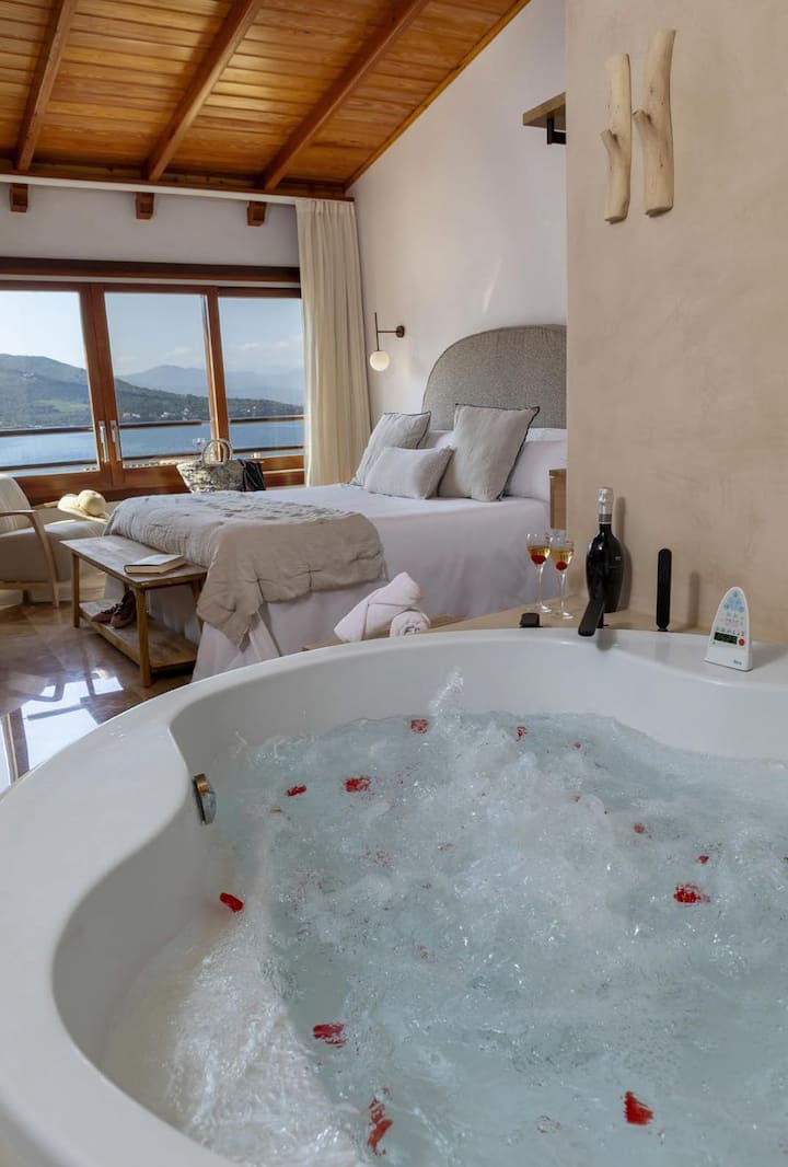 Junior Suite Sea Views Room- Hotel Portocristo - Cadaqués