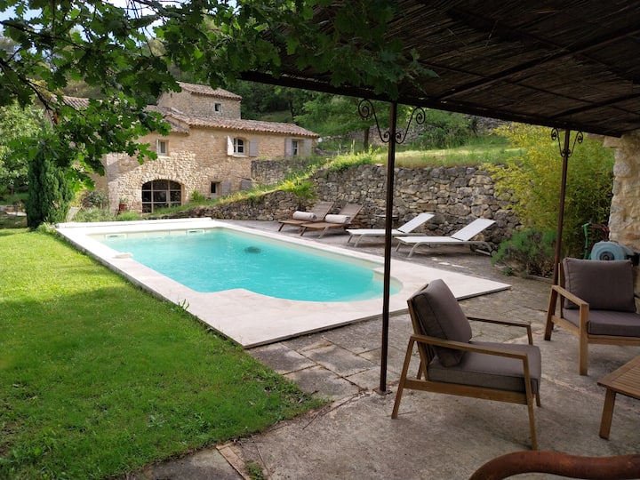 Aile De Mas Indépendante En Luberon - Ménerbes