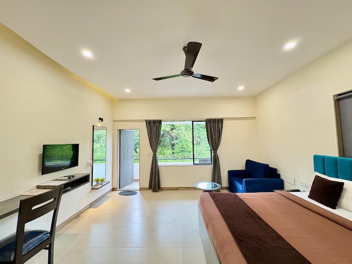 Premium Nature-view Room | Balcony | Breakfast - Lonavala