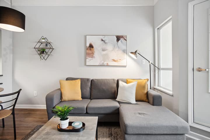 Pet Friendly,king Size Bd Studio W/office West End - Vancouver