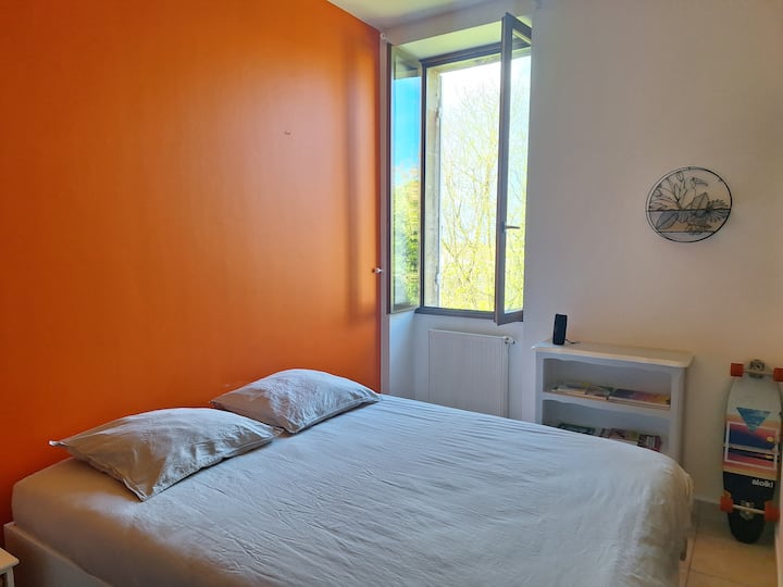 Maison Agréable Dans Un Petit Village Girondin - Castillon-la-Bataille