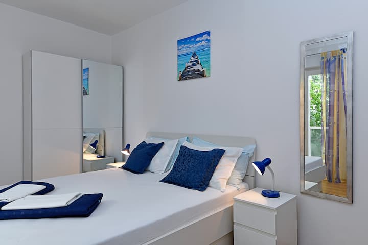 Mario Room #Blue - Hvar