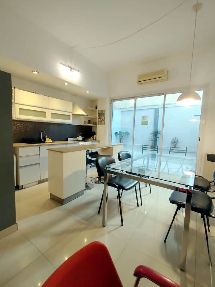 3 Dormitorios · 2 Baños · Patio ·Hospital Italiano - Buenos Aires