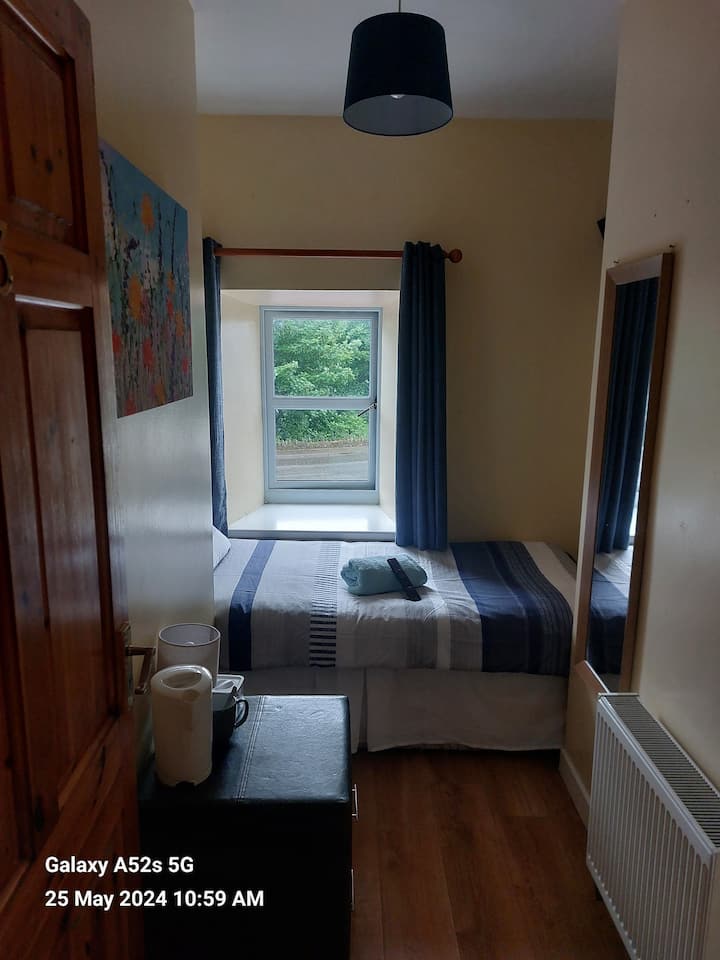 Small But Cosy Single Room In Leap - Skibbereen
