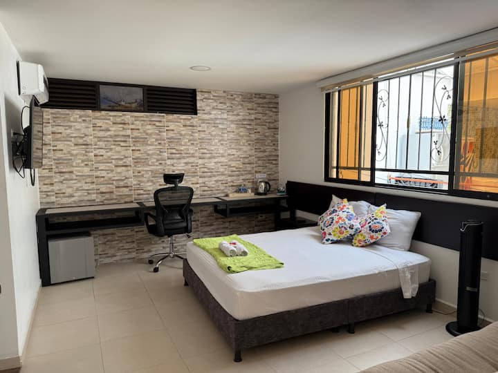 Guest Hostel - Habitación Independiente Loft 402 - Curiti
