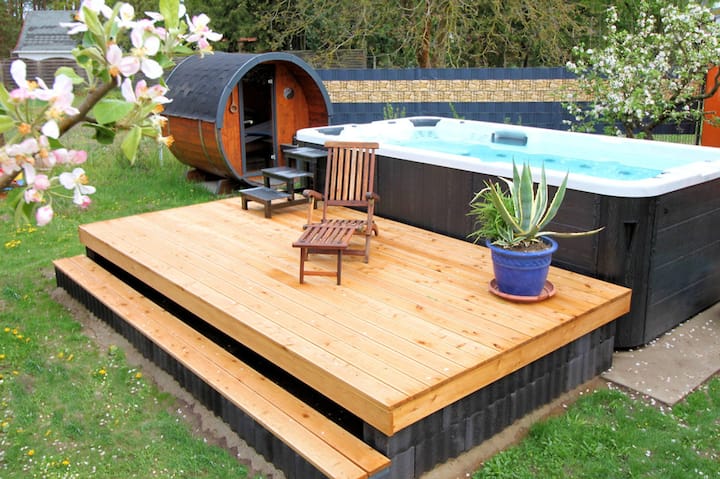 Landhaus Berlin -Heated Pool, Playground, Barbecue - Berlin