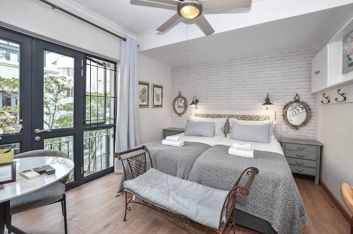 Church Street Luxury Suite In Eikehoff - Stellenbosch