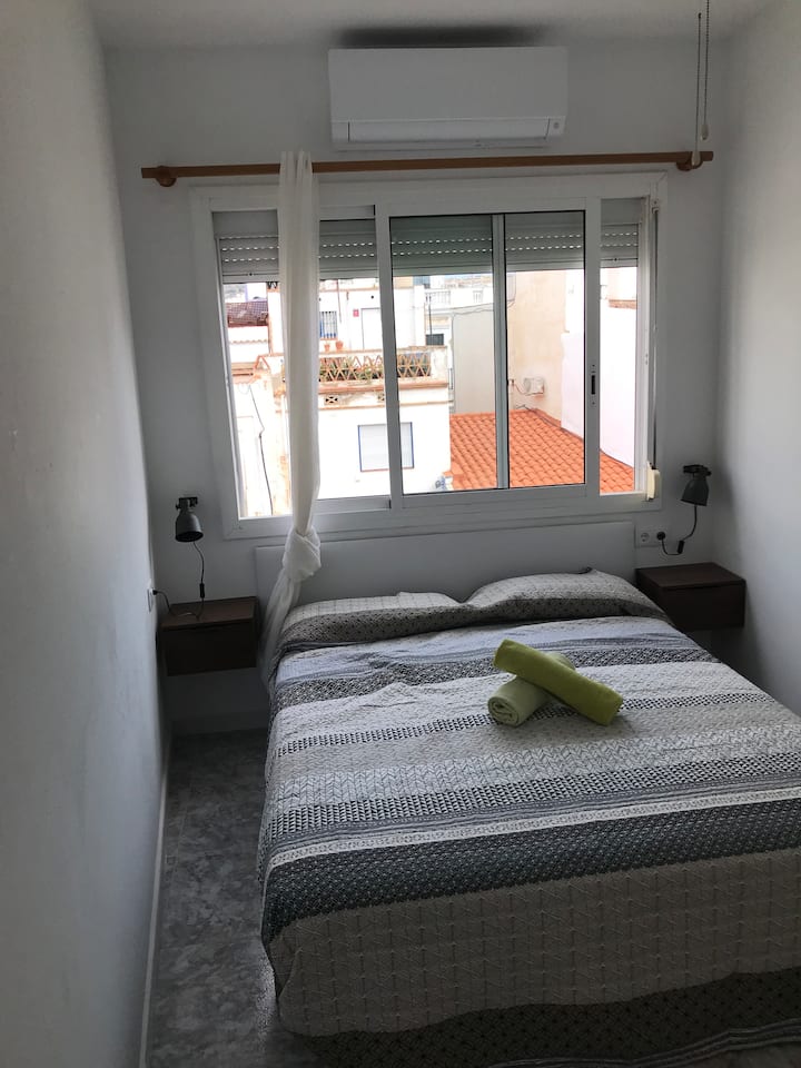 Centre, A/c, Wifi, Confortable, 20m. Plage, Calme - Sitges