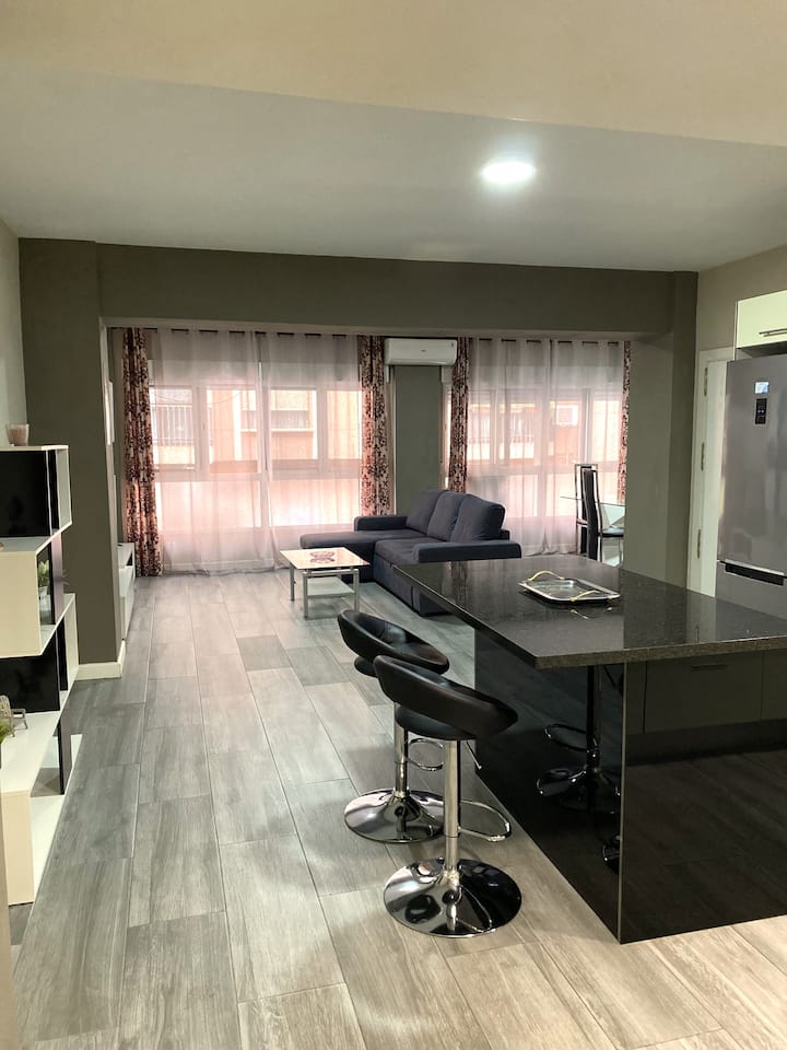 Modern Apartment In Alicante Center/ Beach - Alicante