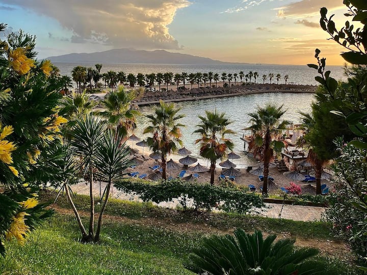 2+1 Албания Белая Резиденция - Albania