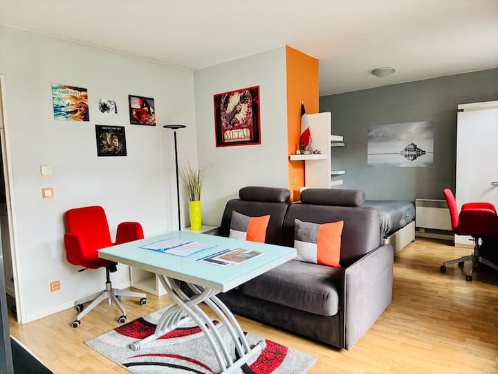 Studio Avec Terrasse Et Parking - Stade De France - Saint-Denis, France