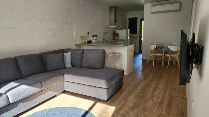 Bakers Gully Retreat - Unit 3 - 브라이트