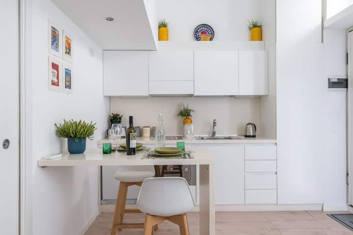 Torricelli Apartment In The Heart Of Navigli - Milan