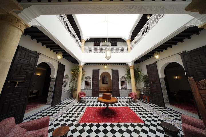 Riad Ikbal Au Coeur De La Médina De Rabat - Rabat