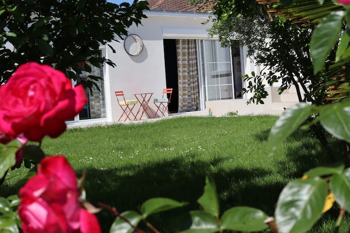 Suite Avec Jacuzzi Privatif Lielie Et Rose - Nantes