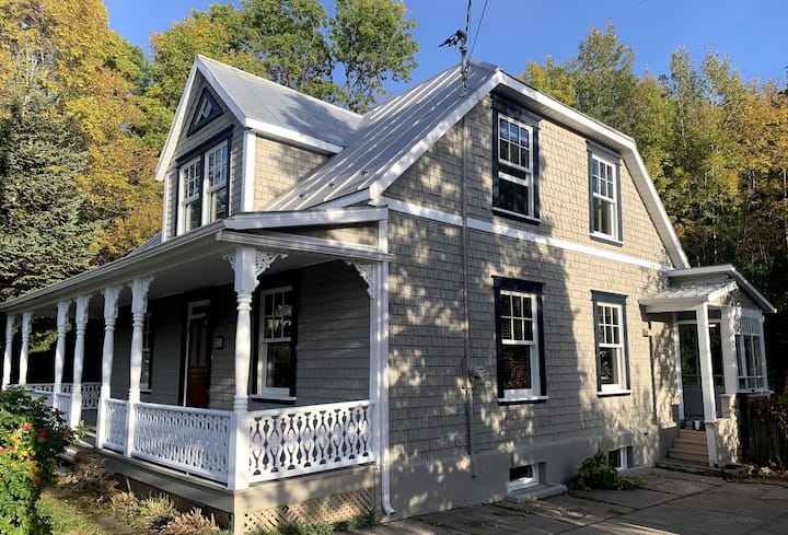 Cottage "Nouvelle Angleterre" Au Village De Bic - Rimouski
