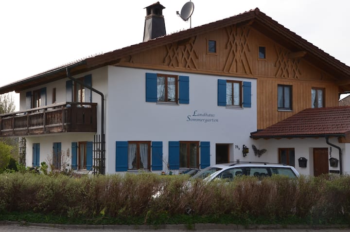 Appartement Orchidee Im Landhaus Sommergarten - Bad Bayersoien