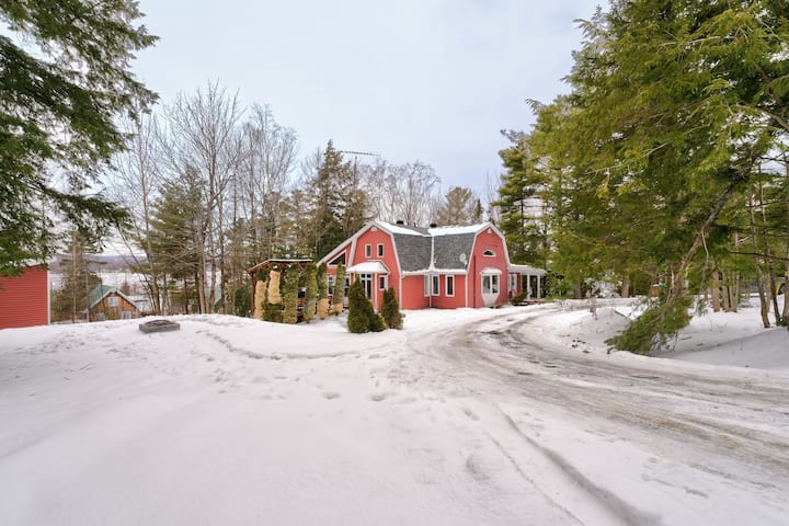 La Maison Rouge - Sherbrooke