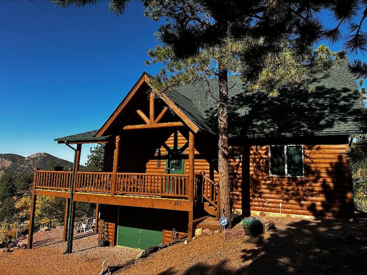 Three Story Log Cabin With A Great Views - Cripple Creek, CO