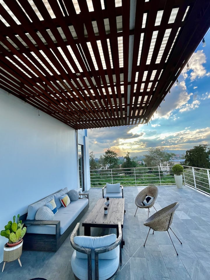 Penthouse / Private Terrace And Air Conditioning - Guatemala City