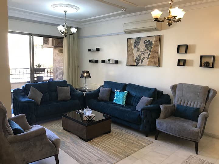 Unique Location, Behind Mecca Mall-amman. - Jordan