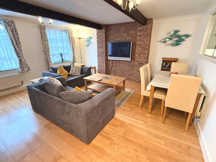 Canterbury City - Executive 2 Bed - Canterbury