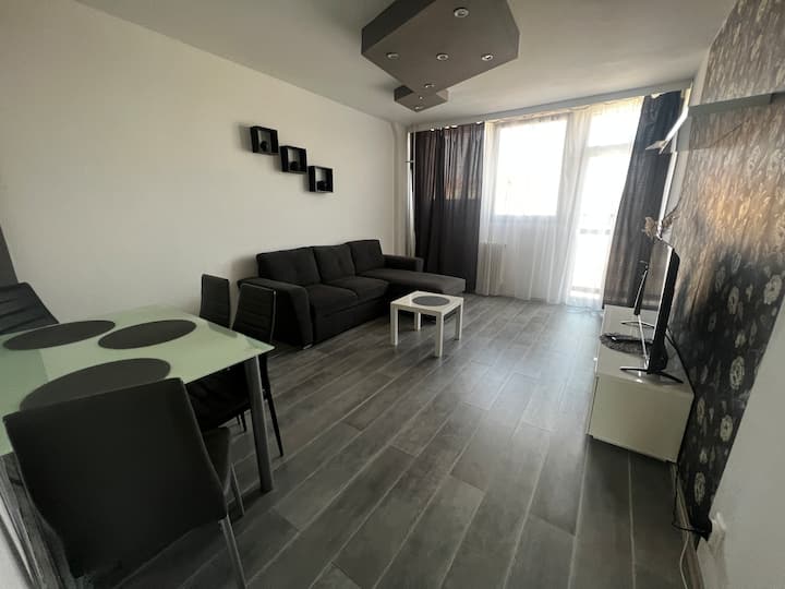Dave Apartman A Dóm Szomszédságában - Szeged