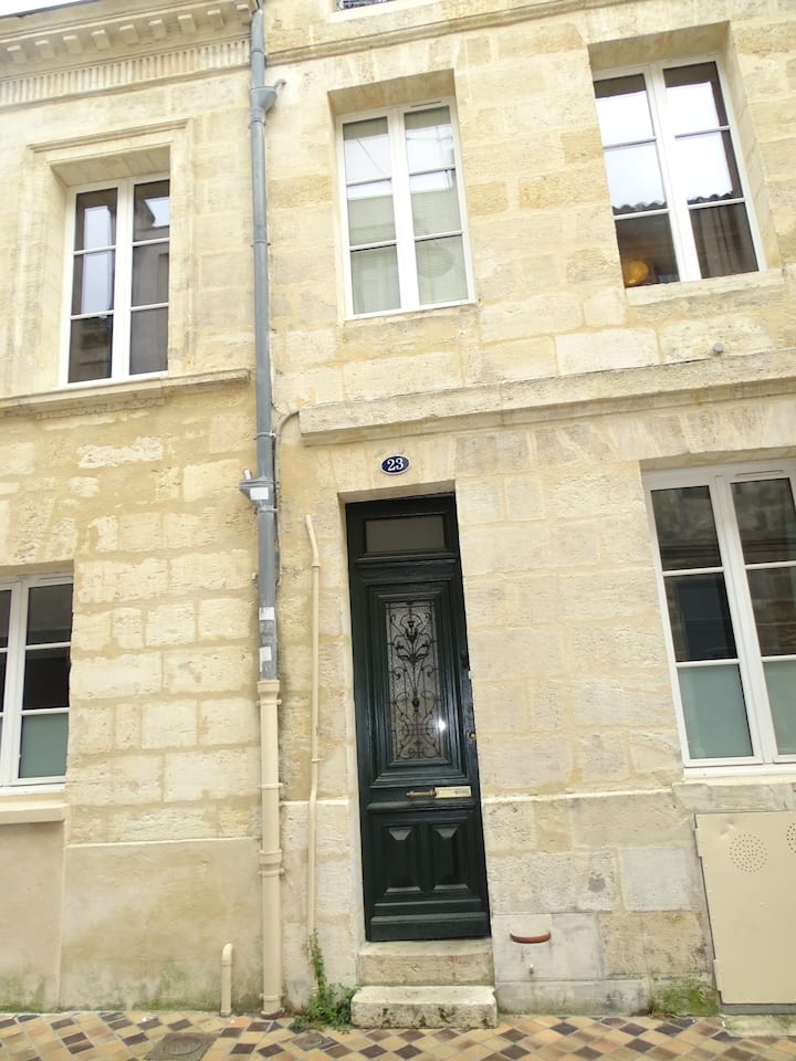 Maison De Ville Fraiche Et Lumineuse - Bordeaux