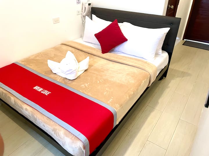 12 Hours Stay. 5pm-5am. Free Wifi. Backpackers Ok - Puerto Princesa