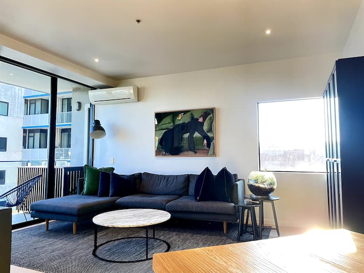 Spacious 2br W/ Epic Harbour Views & Free Parking - Melbourne