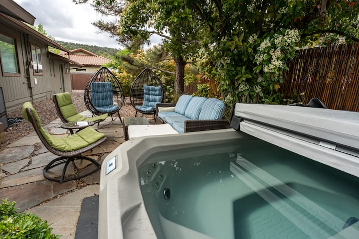 Magical Sedona Stay Hot Tub, Fire Pit & Trails - Red Rock State Park, Sedona