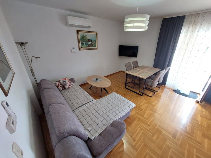 Apartment Mijo 3 In A Quiet Area - Njivice