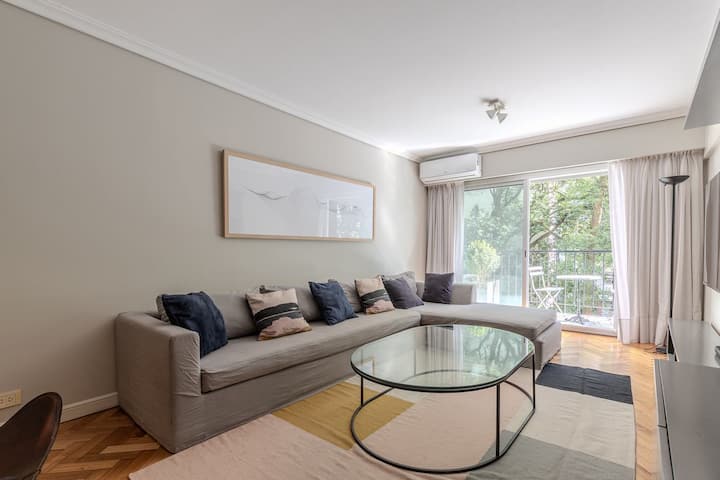 Recoleta, Steps From Av. Alvear. Newly Renovated. - Buenos Aires