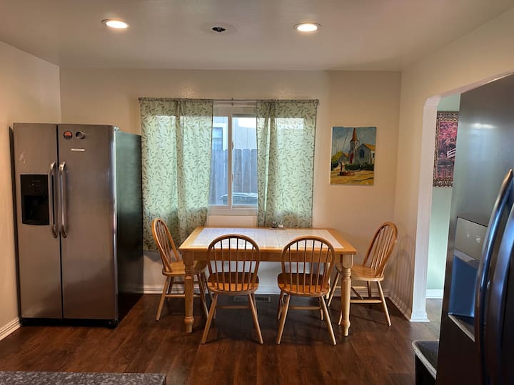 Rm #3, Air Conditioned Room, Nice View - Benicia, CA