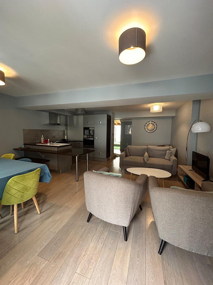 Spacieux Appartement Centre Beaune: Le Charlemagne - Beaune