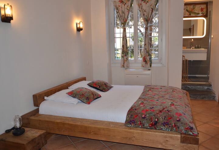 Proche Avignon: Suite Otium De "Locus Amoenus" - Saint-Laurent-des-Arbres