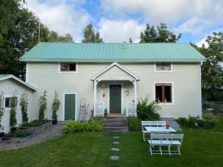 Charming And Central 1920s House - Umeå