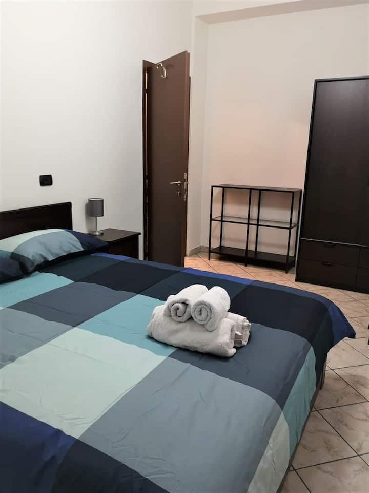 Elegant Apartment Close To The Center - Milan