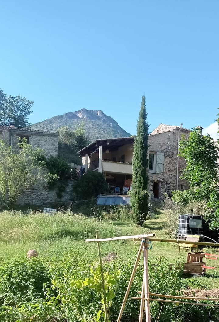 Maison En Pierre En Drôme - Nyons