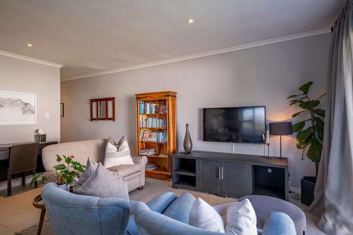 Wild Fig Guest Cottage - Port Elizabeth