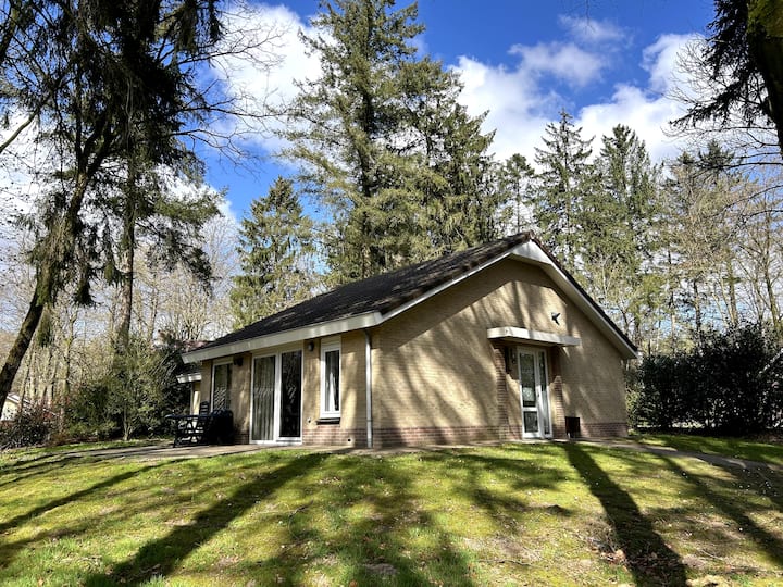 Geschakelde Bungalow Op Kleinschalig Park (C4) - Netherlands