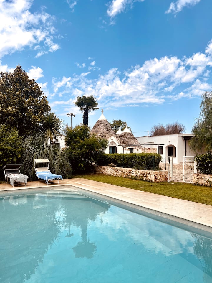 Trullo Near Ostuni Quiet With Fenced Heated Pool - Puglia