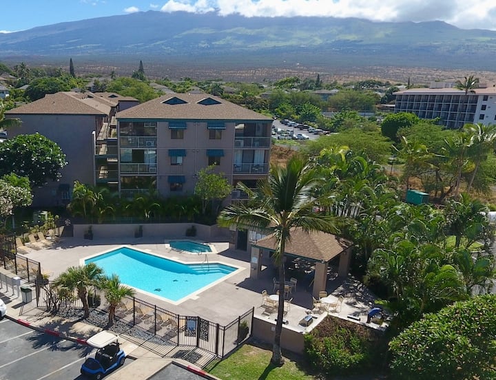 Walk To Charley Young | 2br Pool & Haleakalā View - Maui, HI